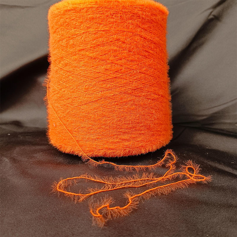 Fluffy Nylon Feather Yarn Fancy Yarns For Knitting In 1.3cm And 1.5cm Sizes